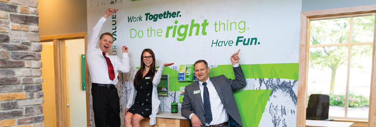 6 Reasons Why Our Teller Position is a Good Fit for College Students